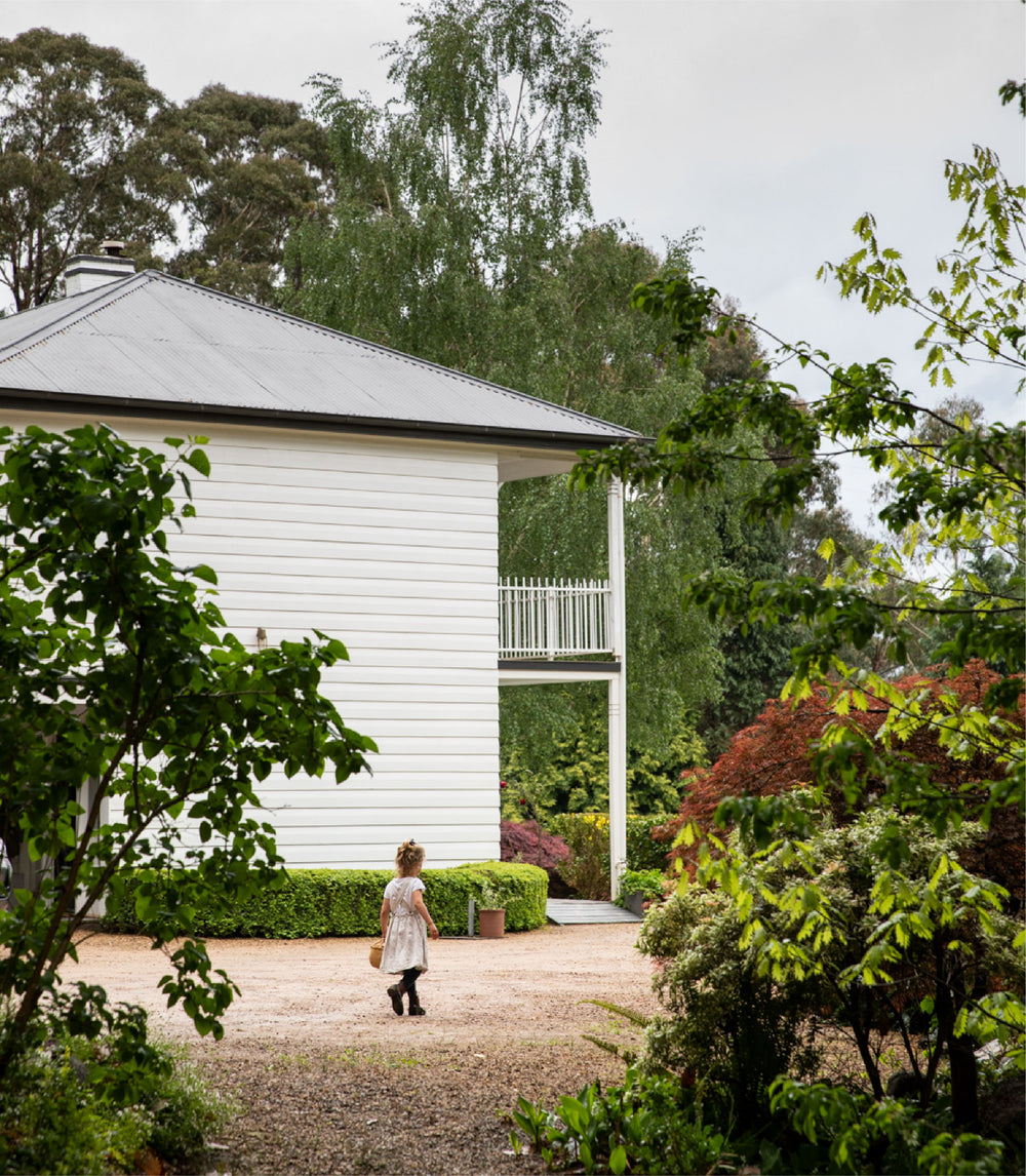 Bobby Gordon & Rowena Henry's Gembrook Garden - Robert Gordon Interiors