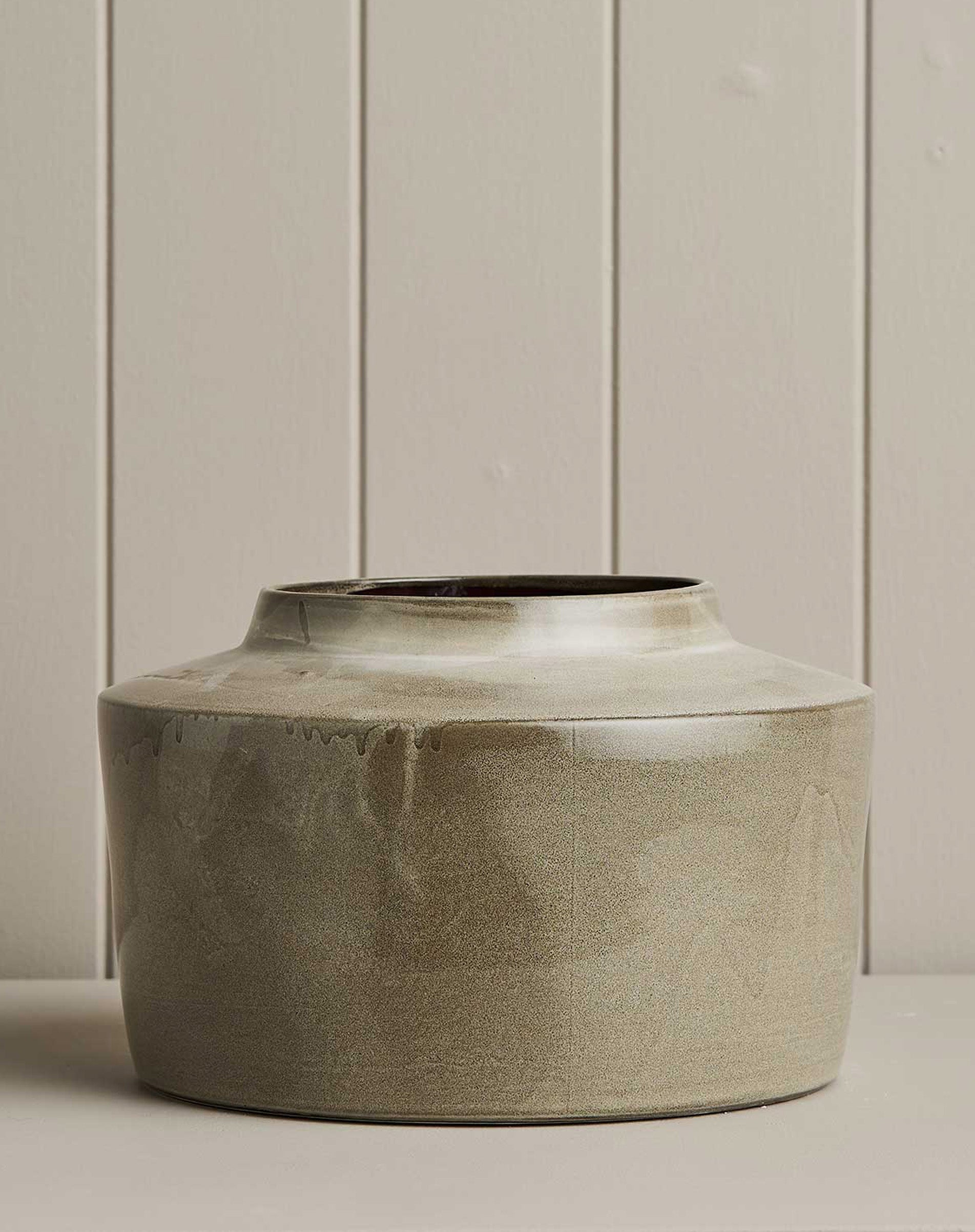 Ceramic Vases & Jugs | Australian Made | Robert Gordon Interiors