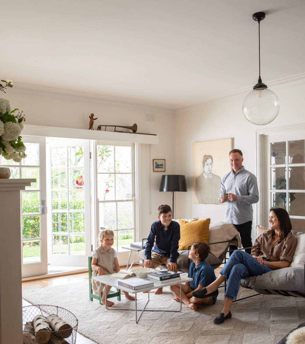 At home with / Bobby Gordon & Rowena Henry - Robert Gordon Interiors